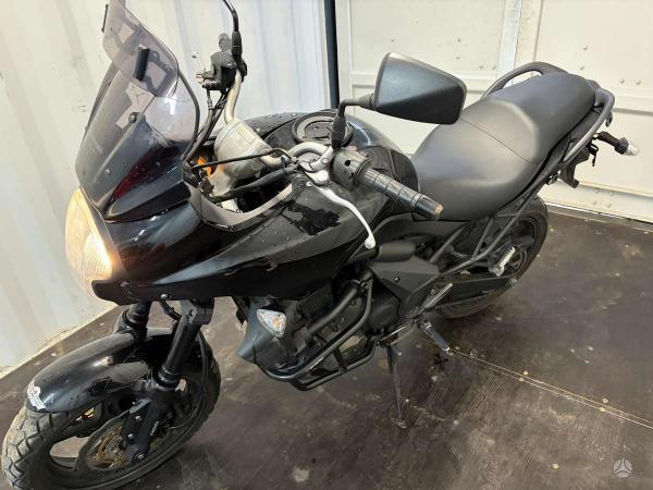 Kawasaki Versys 2009 Viļņa, ar dzinēja tilpumu 0.65 L un nobraukumu 55 tūkst. km par 2000 €, foto 6 vietnē AUTOMOTO.COM.LV