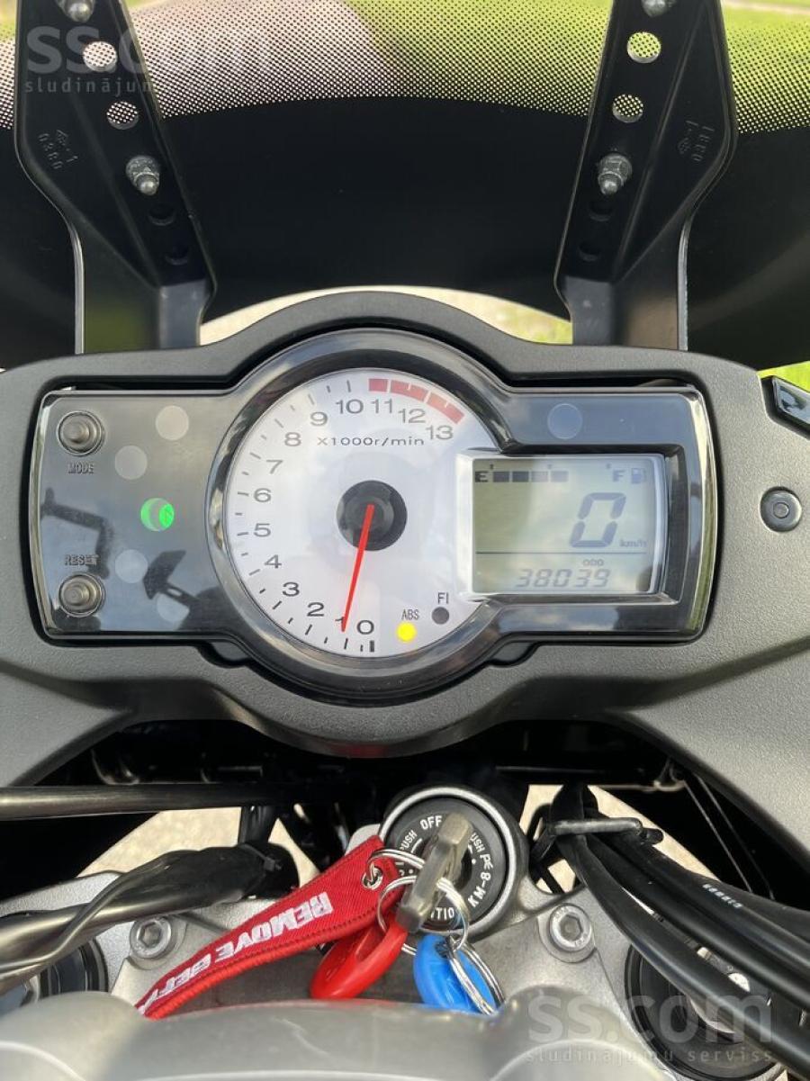 Kawasaki Versys 2009 Rīga, ar dzinēja tilpumu 0.65 L un nobraukumu 0 tūkst. km par 3100 €, foto 6 vietnē AUTOMOTO.COM.LV