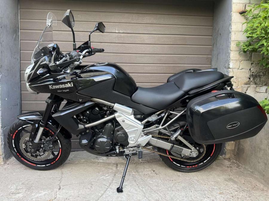 Kawasaki Versys 2010 in Prienai, with an engine capacity of 0.65 L and mileage of 0 thousand km for 3599 €, photo 6 on AUTOMOTO.COM.LV