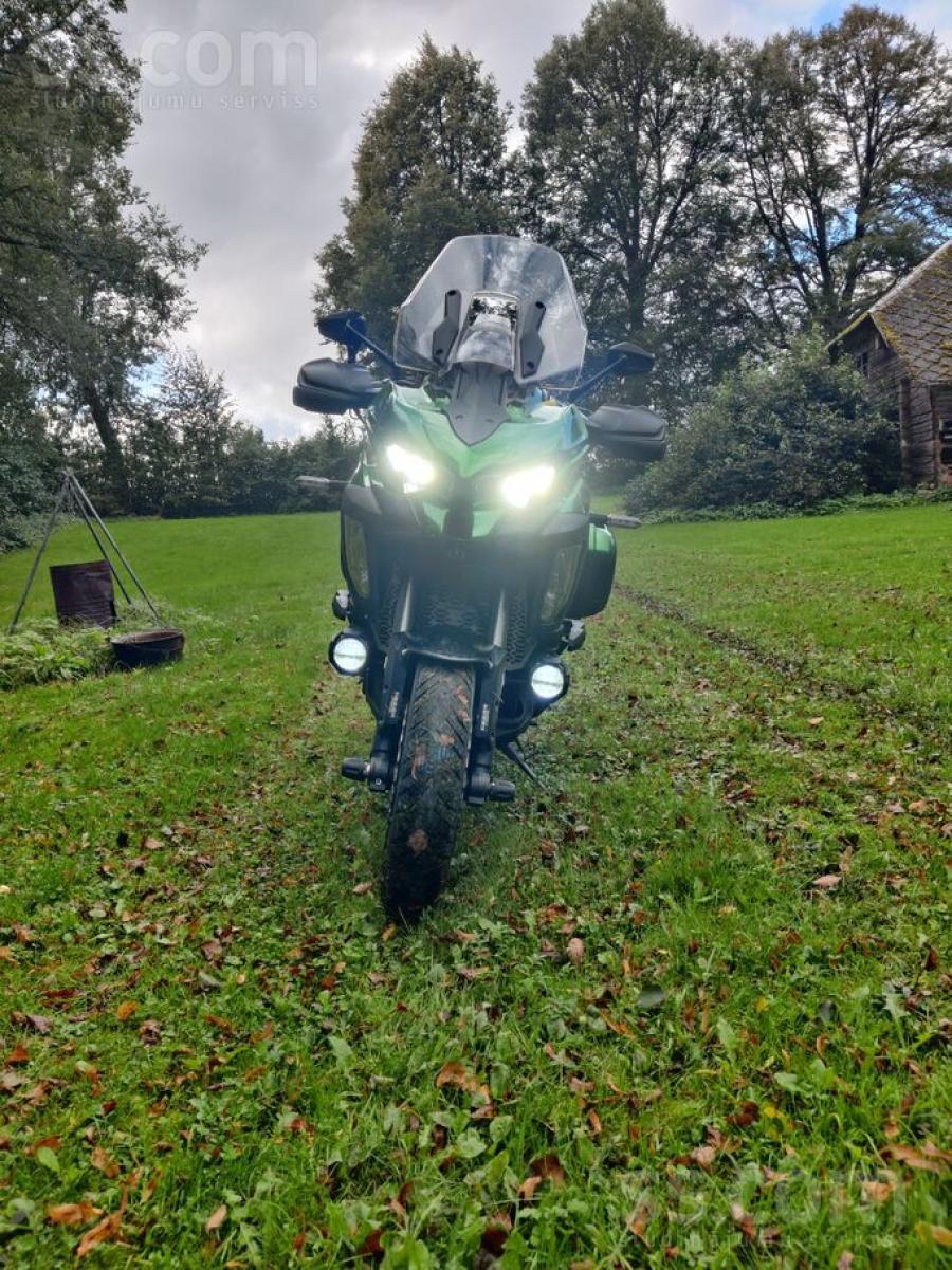 Kawasaki Versys 2019 in Valmiera, with an engine capacity of 1.04 L and mileage of 0 thousand km for 9850 €, photo 1 on AUTOMOTO.COM.LV