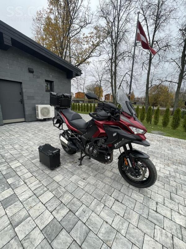 Kawasaki Versys 2024 Ogre, ar dzinēja tilpumu 1.00 L un nobraukumu 0 tūkst. km par 12850 €, foto 2 vietnē AUTOMOTO.COM.LV