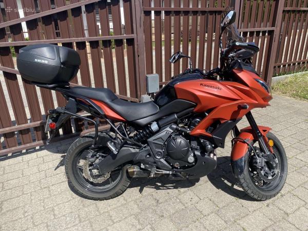 Red Kawasaki Versys 2016 in Vilnius, with an engine capacity of 0.65 L and mileage of 28 thousand km for 4900 €, photo 6 on AUTOMOTO.COM.LV