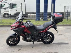 Red Kawasaki Versys 2024 in Vilnius, with an engine capacity of 1.04 L and mileage of 12 thousand km for 11900 €, photo 3 on AUTOMOTO.COM.LV