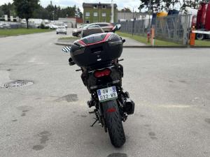 Red Kawasaki Versys 2024 in Vilnius, with an engine capacity of 1.04 L and mileage of 12 thousand km for 11900 €, photo 5 on AUTOMOTO.COM.LV