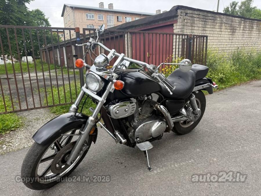 Черный Кавасаки VN 1500 1987 в Таллин, объемом двигателя 1.46 л и пробегом 51 тыс. км за 1700 €, фото 1 на AUTOMOTO.COM.LV