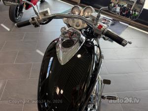 Melns Kawasaki VN 1500 2003 Tallina, ar dzinēja tilpumu 1.47 L un nobraukumu 27 tūkst. km par 5490 €, foto 7 vietnē AUTOMOTO.COM.LV