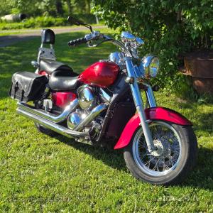 Kawasaki VN 1500 2000 Sillamē, ar dzinēja tilpumu 1.50 L un nobraukumu 28 tūkst. km par 3500 €, foto  vietnē AUTOMOTO.COM.LV