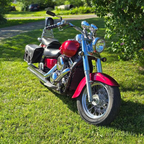 Kawasaki VN 1500 2000 Sillamē, ar dzinēja tilpumu 1.50 L un nobraukumu 28 tūkst. km par 3500 €, foto 2 vietnē AUTOMOTO.COM.LV
