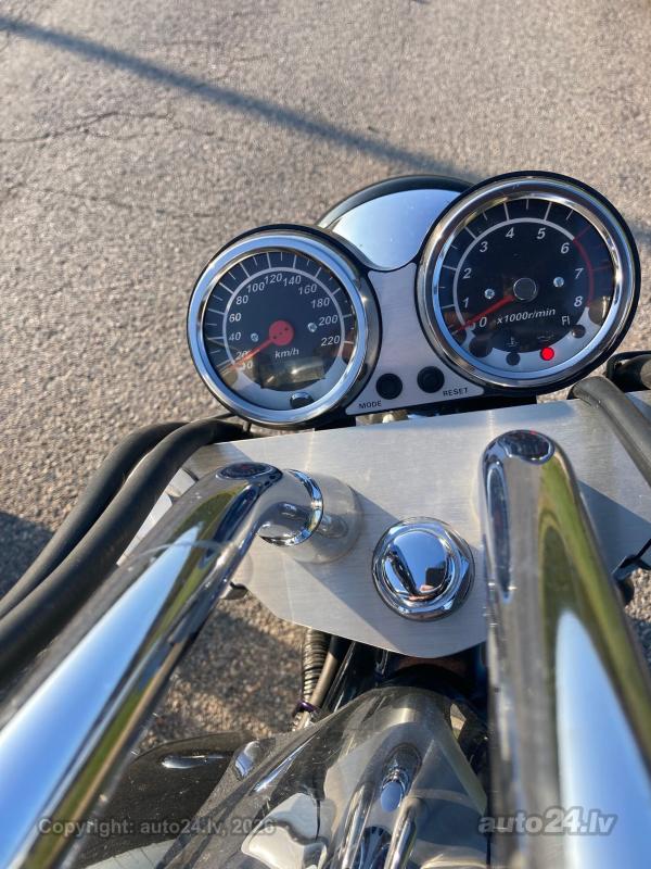 Kawasaki VN 1500 2002 in Narva, with an engine capacity of 1.50 L and mileage of 39 thousand km for 4500 €, photo 4 on AUTOMOTO.COM.LV