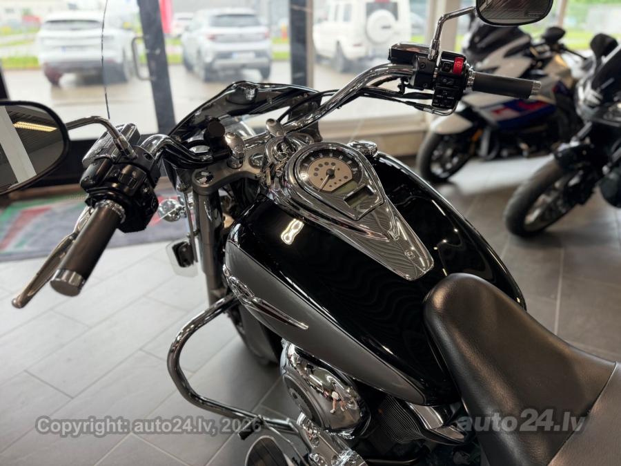Melns Kawasaki VN 1700 2011 Tallina, ar dzinēja tilpumu 1.70 L un nobraukumu 50 tūkst. km par 7490 €, foto 15 vietnē AUTOMOTO.COM.LV