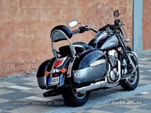 Черный Кавасаки VN 1700 2012 в Таллин, объемом двигателя 1.70 л и пробегом 25 тыс. км за 12900 €, фото 4 на AUTOMOTO.COM.LV