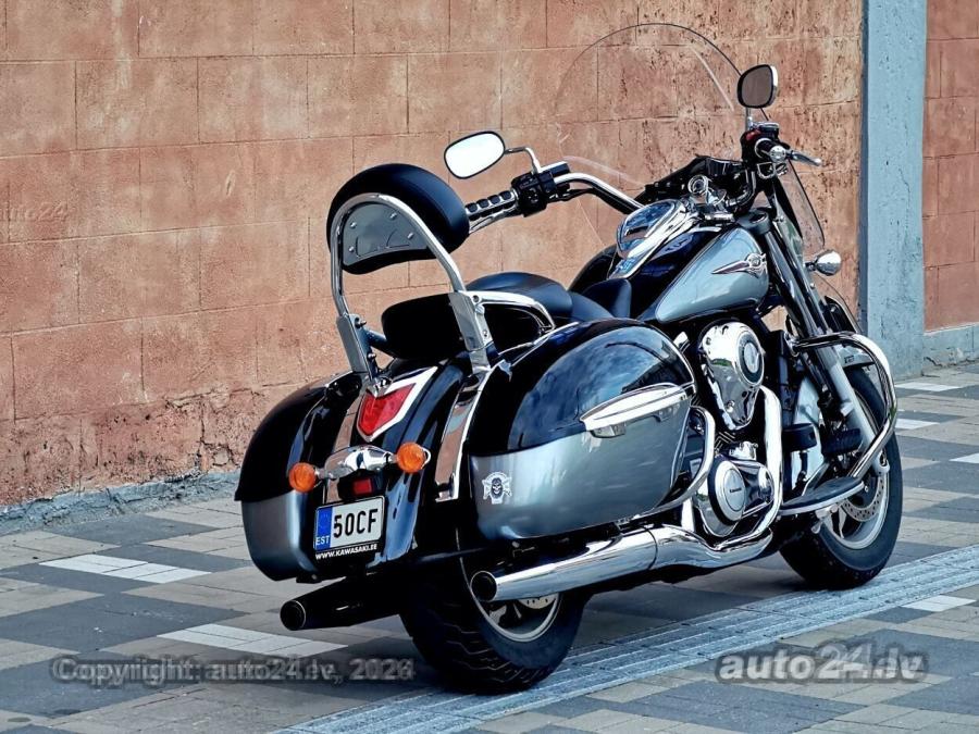 Черный Кавасаки VN 1700 2012 в Таллин, объемом двигателя 1.70 л и пробегом 25 тыс. км за 12900 €, фото 4 на AUTOMOTO.COM.LV