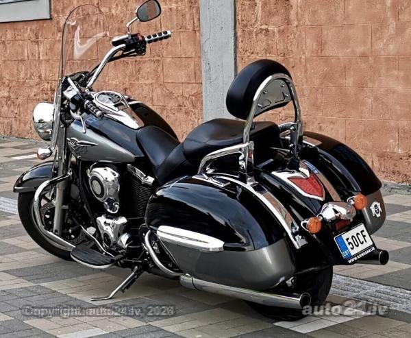 Black Kawasaki VN 1700 2012 in Tallinn, with an engine capacity of 1.70 L and mileage of 25 thousand km for 12900 €, photo 4 on AUTOMOTO.COM.LV