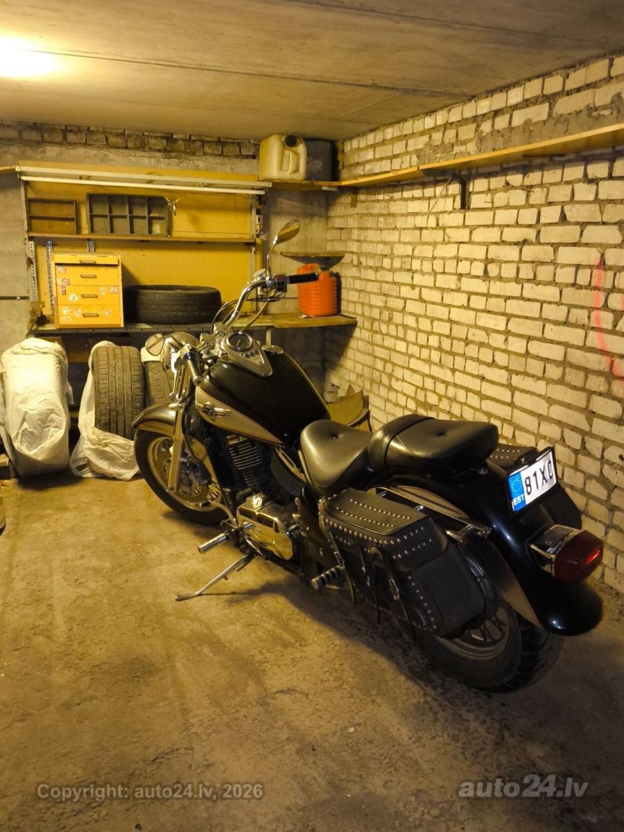 Black Kawasaki VN 800 2000 in Narva, with an engine capacity of 0.00 L and mileage of 0 thousand km for 3600 €, photo 3 on AUTOMOTO.COM.LV
