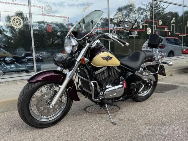 Kawasaki VN 800 1997 in Riga, with an engine capacity of 0.80 L and mileage of 0 thousand km for 2499 €, photo 1 on AUTOMOTO.COM.LV