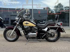 Kawasaki VN 800 1997 in Riga, with an engine capacity of 0.80 L and mileage of 0 thousand km for 2499 €, photo 3 on AUTOMOTO.COM.LV
