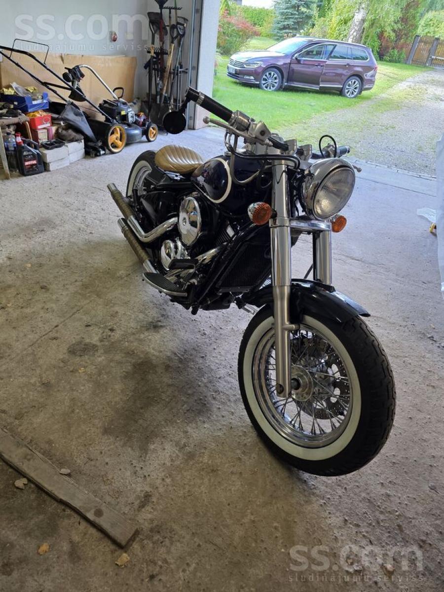 Kawasaki VN 800 2001 in Riga, with an engine capacity of 0.80 L and mileage of 0 thousand km for 4600 €, photo 3 on AUTOMOTO.COM.LV