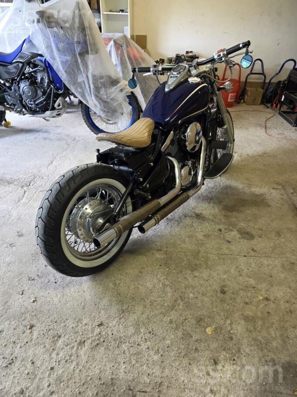 Kawasaki VN 800 2001 in Riga, with an engine capacity of 0.80 L and mileage of 0 thousand km for 4600 €, photo 4 on AUTOMOTO.COM.LV
