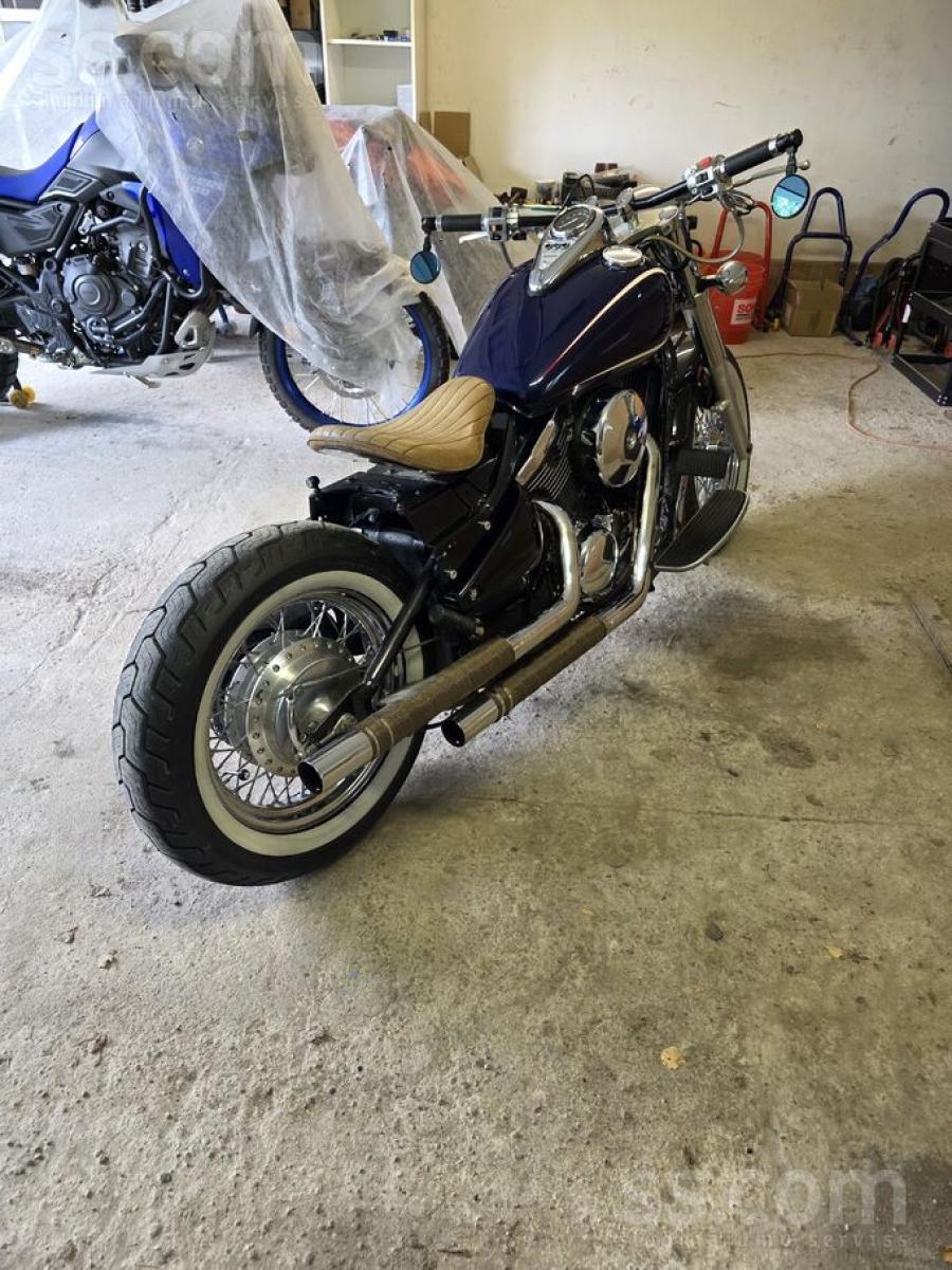 Kawasaki VN 800 2001 in Riga, with an engine capacity of 0.80 L and mileage of 0 thousand km for 4600 €, photo 4 on AUTOMOTO.COM.LV
