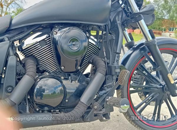 Black Kawasaki VN 900 2010 in Tartu, with an engine capacity of 0.90 L and mileage of 39 thousand km for 4900 €, photo 11 on AUTOMOTO.COM.LV