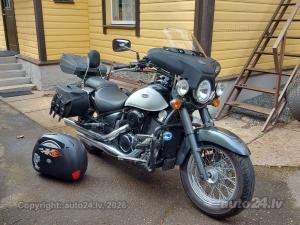 Melns Kawasaki VN 900 2013 Rakvere, ar dzinēja tilpumu 0.90 L un nobraukumu 23 tūkst. km par 6000 €, foto  vietnē AUTOMOTO.COM.LV