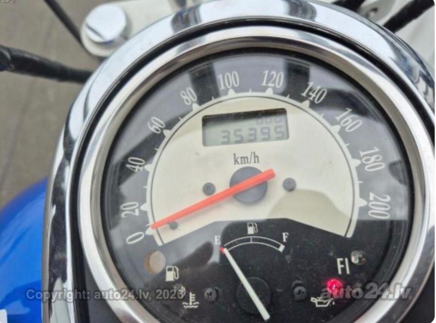 Синий Кавасаки VN 900 2007 в Вильянди, объемом двигателя 0.90 л и пробегом 33 тыс. км за 4700 €, фото 7 на AUTOMOTO.COM.LV