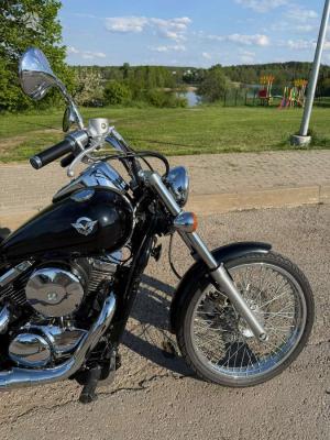 Black Kawasaki VN 1995 in Trakai, with an engine capacity of 0.80 L and mileage of 37 thousand km for 2950 €, photo 8 on AUTOMOTO.COM.LV