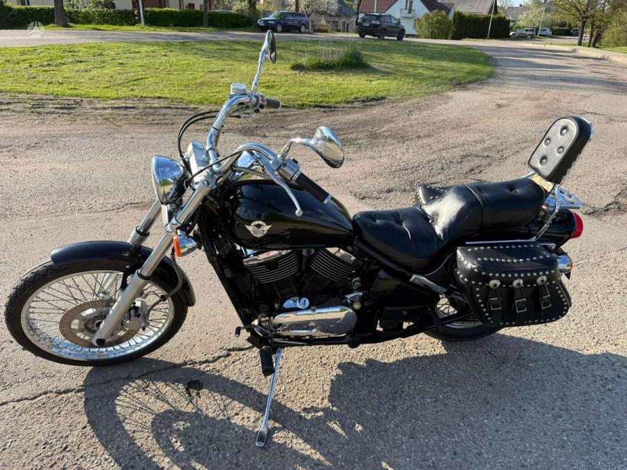 Black Kawasaki VN 1995 in Trakai, with an engine capacity of 0.80 L and mileage of 37 thousand km for 2950 €, photo 12 on AUTOMOTO.COM.LV