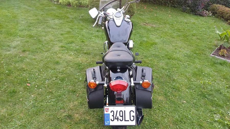 Black Kawasaki VN 1996 in Kaunas, with an engine capacity of 0.80 L and mileage of 40 thousand km for 2750 €, photo 3 on AUTOMOTO.COM.LV