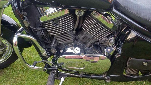 Black Kawasaki VN 1996 in Kaunas, with an engine capacity of 0.80 L and mileage of 40 thousand km for 2750 €, photo 8 on AUTOMOTO.COM.LV