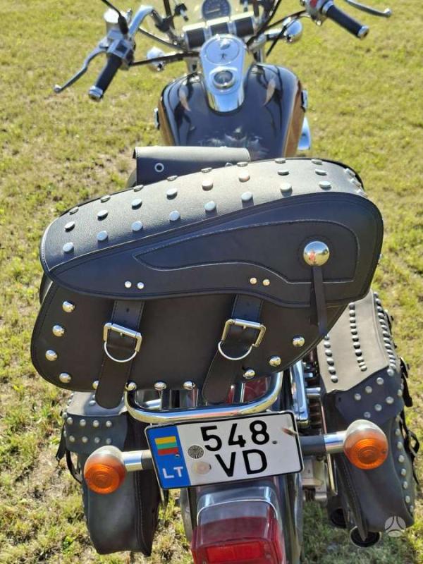 Black Kawasaki VN 1998 in Vilnius, with an engine capacity of 1.50 L and mileage of 19 thousand km for 2250 €, photo 5 on AUTOMOTO.COM.LV