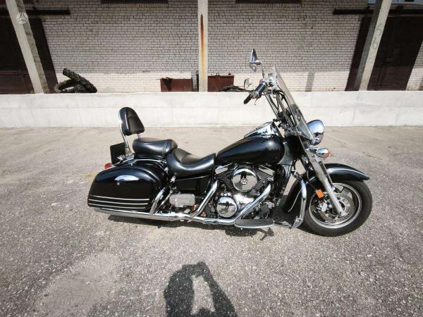 Black Kawasaki VN 2004 in Vilnius, with an engine capacity of 1.47 L and mileage of 49 thousand km for 3900 €, photo 4 on AUTOMOTO.COM.LV