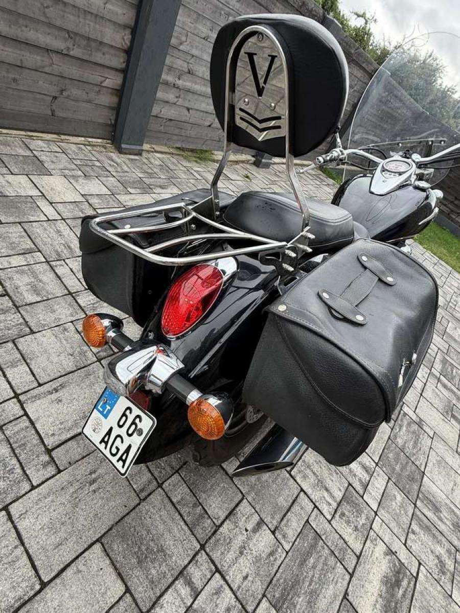 Melns Kawasaki VN 2008 Viļņa, ar dzinēja tilpumu 0.90 L un nobraukumu 34 tūkst. km par 4200 €, foto 4 vietnē AUTOMOTO.COM.LV