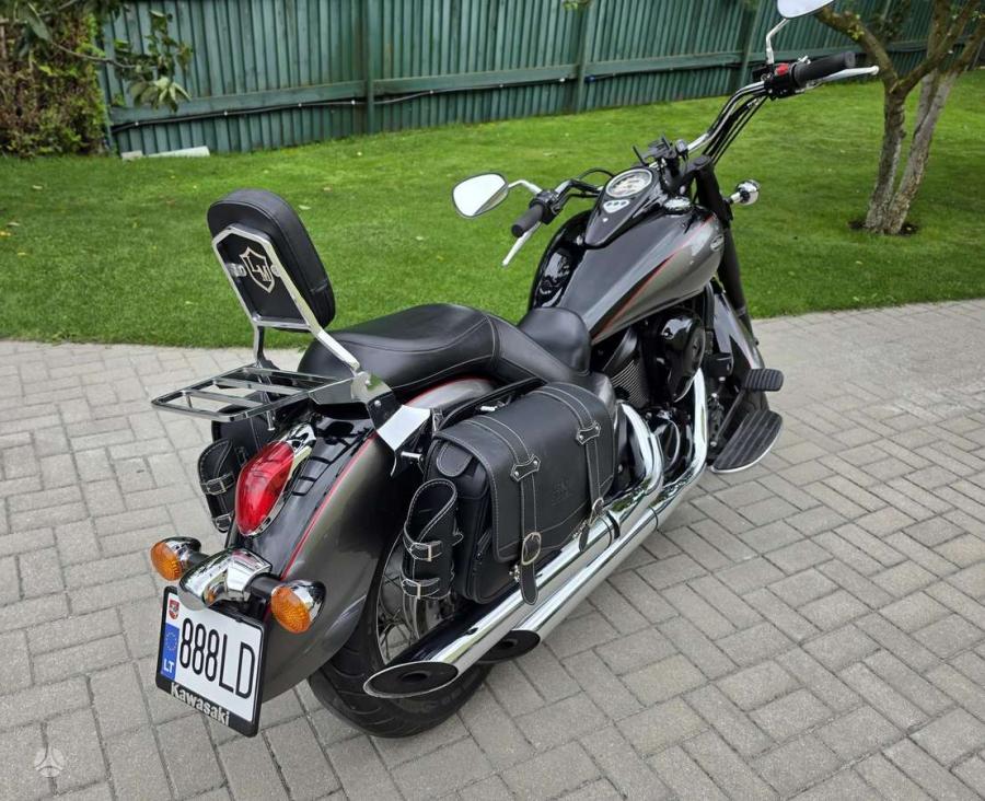 Black Kawasaki VN 2014 in Kaunas, with an engine capacity of 0.00 L and mileage of 21 thousand km for 5200 €, photo 3 on AUTOMOTO.COM.LV