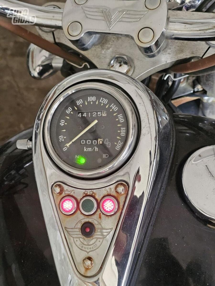 Zils Kawasaki VN 1994 Viļņa, ar dzinēja tilpumu 0.81 L un nobraukumu 44 tūkst. km par 1550 €, foto 11 vietnē AUTOMOTO.COM.LV