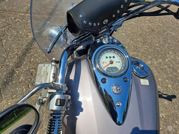 Grey Kawasaki VN 2003 in Kaunas, with an engine capacity of 1.60 L and mileage of 28 thousand km for 4400 €, photo 4 on AUTOMOTO.COM.LV