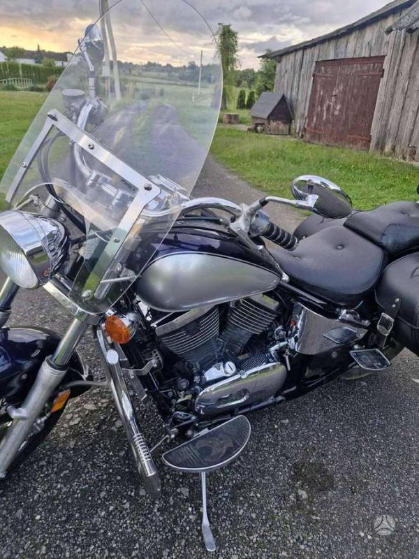 Kawasaki VN 2008 in Sirvintos, with an engine capacity of 0.81 L and mileage of 33 thousand km for 4200 €, photo 3 on AUTOMOTO.COM.LV