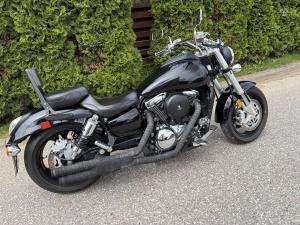Melns Kawasaki Vulcan 2006 Kauņa, ar dzinēja tilpumu 1.60 L un nobraukumu 44 tūkst. km par 4000 €, foto  vietnē AUTOMOTO.COM.LV
