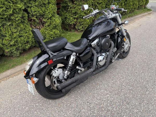 Black Kawasaki Vulcan 2006 in Kaunas, with an engine capacity of 1.60 L and mileage of 44 thousand km for 4000 €, photo 3 on AUTOMOTO.COM.LV