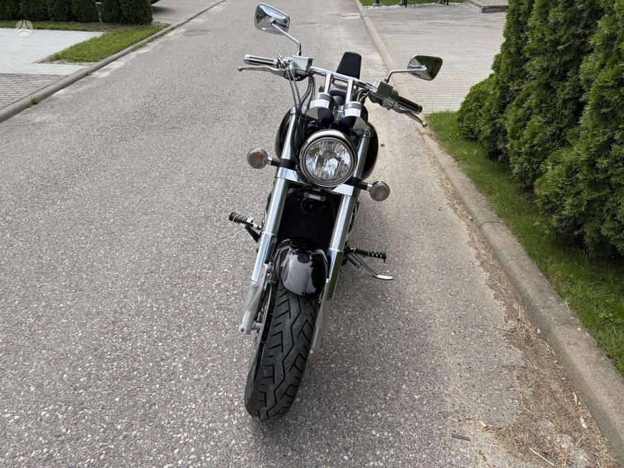 Black Kawasaki Vulcan 2006 in Kaunas, with an engine capacity of 1.60 L and mileage of 44 thousand km for 4000 €, photo 5 on AUTOMOTO.COM.LV