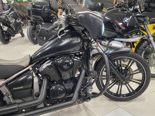 Black Kawasaki Vulcan 2010 in Panevezys, with an engine capacity of 0.90 L and mileage of 60 thousand km for 3990 €, photo 2 on AUTOMOTO.COM.LV