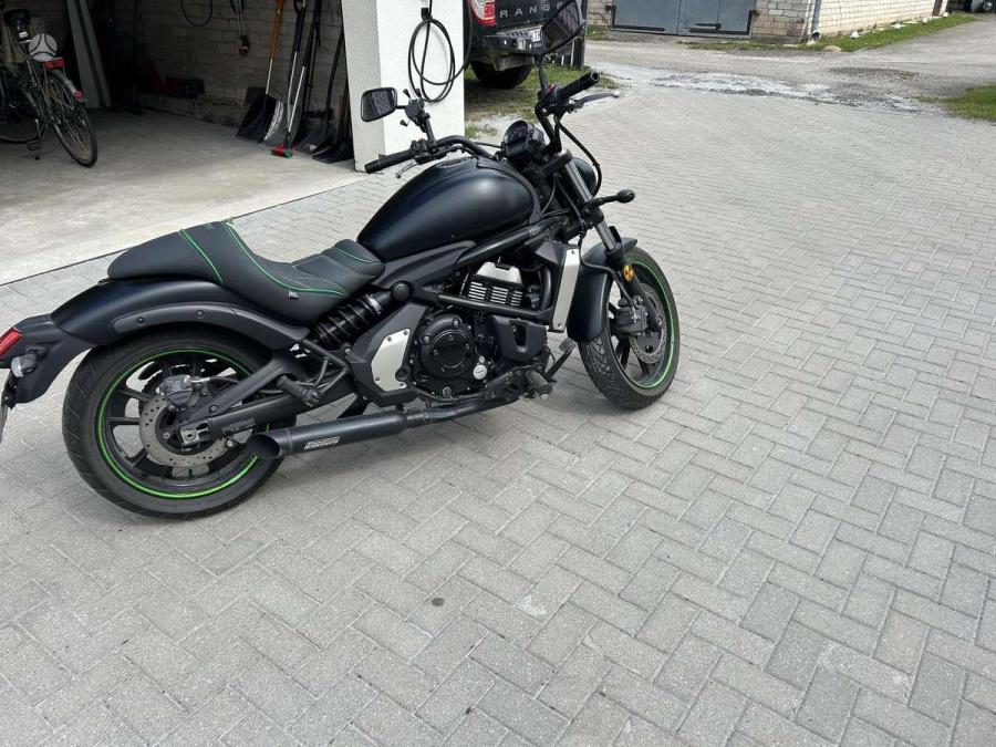 Black Kawasaki Vulcan 2015 in Rokiskis, with an engine capacity of 0.65 L and mileage of 7 thousand km for 5000 €, photo 1 on AUTOMOTO.COM.LV