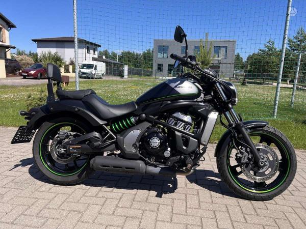 Black Kawasaki Vulcan 2016 in Vilnius, with an engine capacity of 0.65 L and mileage of 22 thousand km for 5150 €, photo 1 on AUTOMOTO.COM.LV