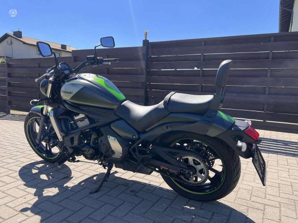 Black Kawasaki Vulcan 2016 in Vilnius, with an engine capacity of 0.65 L and mileage of 22 thousand km for 5150 €, photo 5 on AUTOMOTO.COM.LV