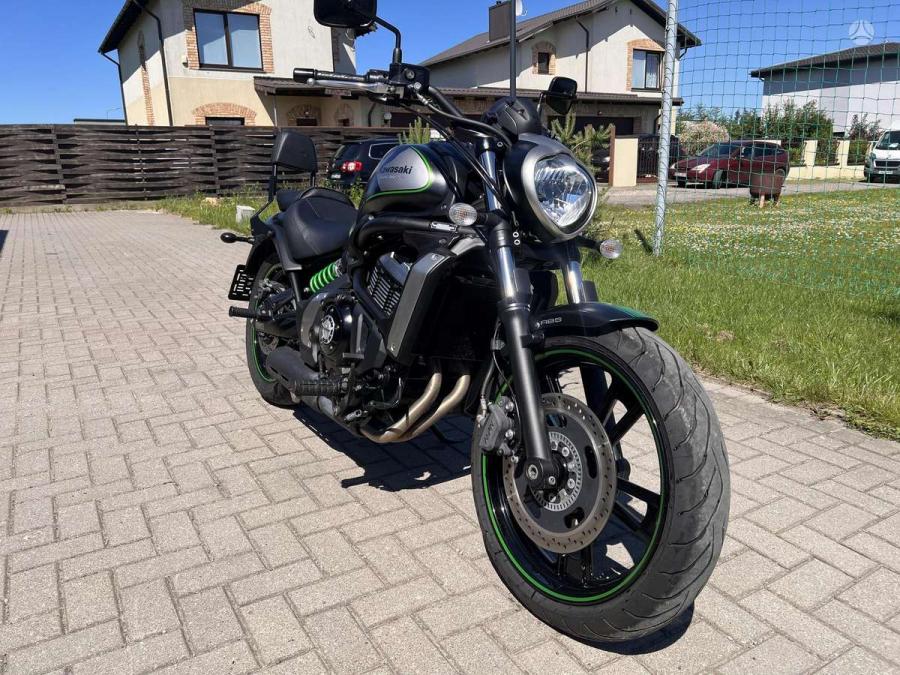 Melns Kawasaki Vulcan 2016 Viļņa, ar dzinēja tilpumu 0.65 L un nobraukumu 22 tūkst. km par 5150 €, foto 14 vietnē AUTOMOTO.COM.LV