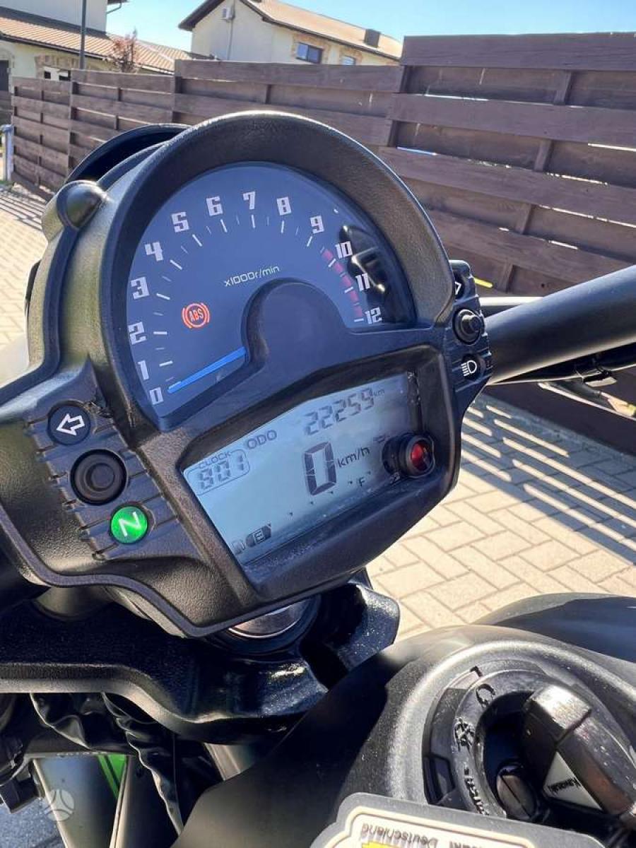 Melns Kawasaki Vulcan 2016 Viļņa, ar dzinēja tilpumu 0.65 L un nobraukumu 22 tūkst. km par 5150 €, foto 20 vietnē AUTOMOTO.COM.LV