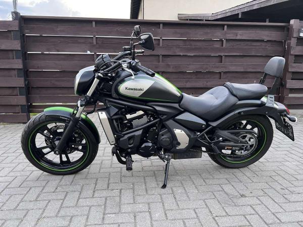 Black Kawasaki Vulcan 2016 in Vilnius, with an engine capacity of 0.65 L and mileage of 22 thousand km for 5150 €, photo 3 on AUTOMOTO.COM.LV