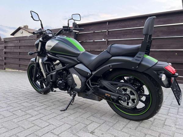 Black Kawasaki Vulcan 2016 in Vilnius, with an engine capacity of 0.65 L and mileage of 22 thousand km for 5150 €, photo 6 on AUTOMOTO.COM.LV