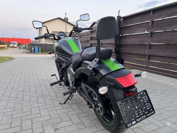Black Kawasaki Vulcan 2016 in Vilnius, with an engine capacity of 0.65 L and mileage of 22 thousand km for 5150 €, photo 8 on AUTOMOTO.COM.LV