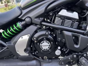 Melns Kawasaki Vulcan 2016 Viļņa, ar dzinēja tilpumu 0.65 L un nobraukumu 22 tūkst. km par 5150 €, foto 20 vietnē AUTOMOTO.COM.LV